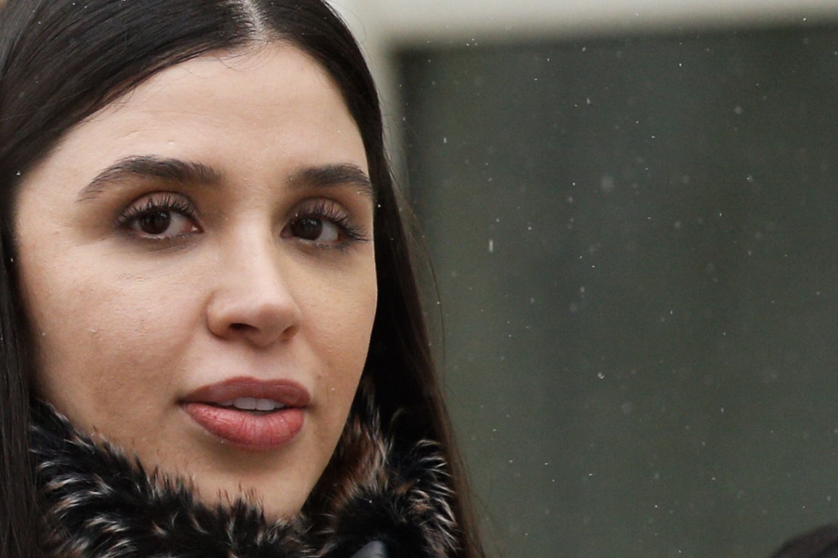 Emma Coronel muestra foto inédita de sus gemelas